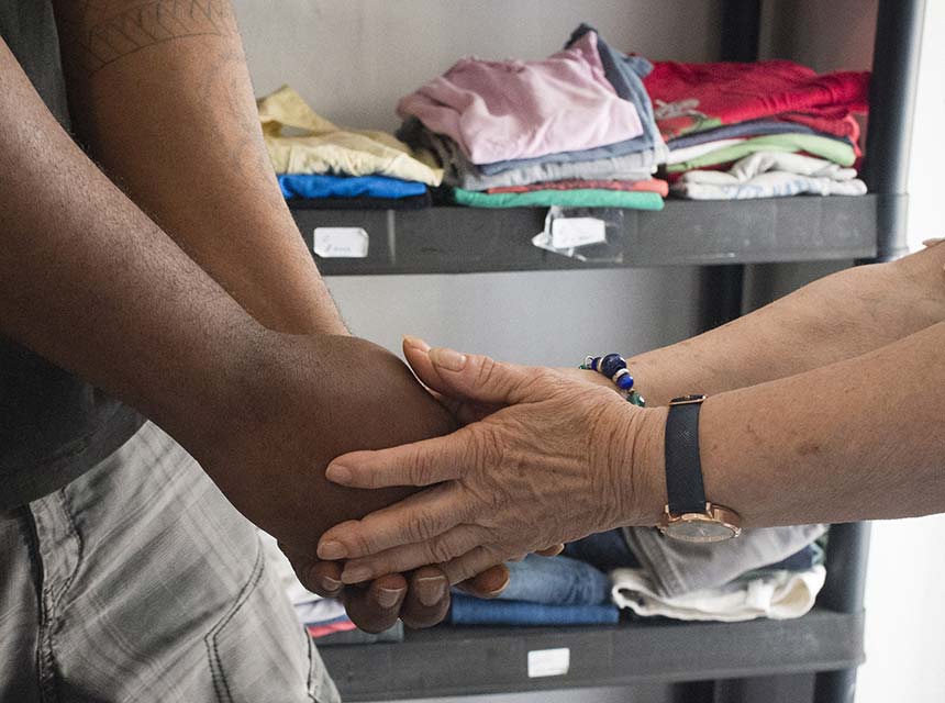 Se regarder et se parler autrement : agir contre les discriminations ...